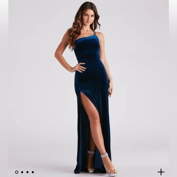 Windsor | Dresses | Windsor Navy Blue Maxi Dress | Poshmark